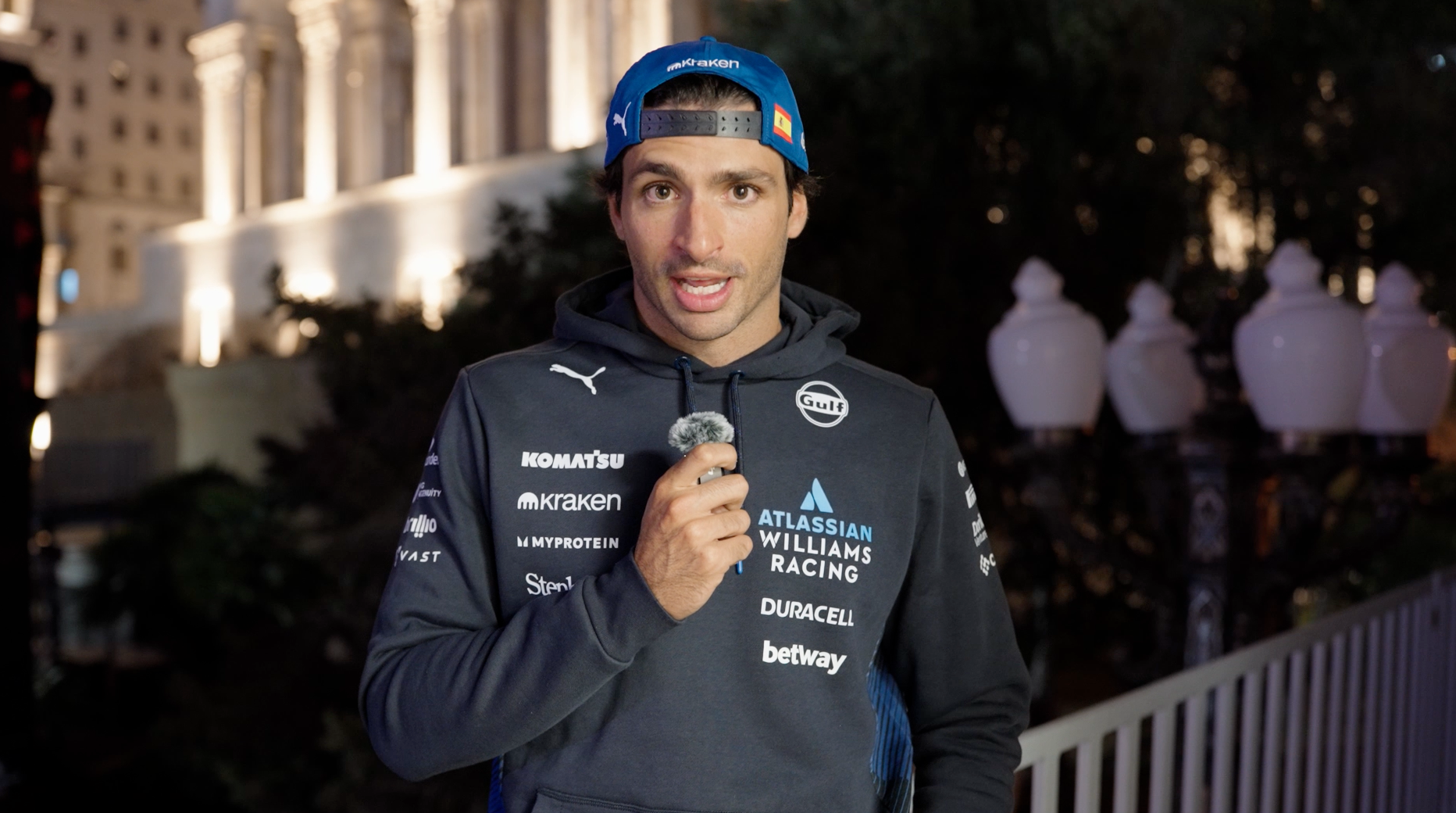 MÍRALO: Carlos habla de su P2 en la clasificación de Baku | Atlassian ...