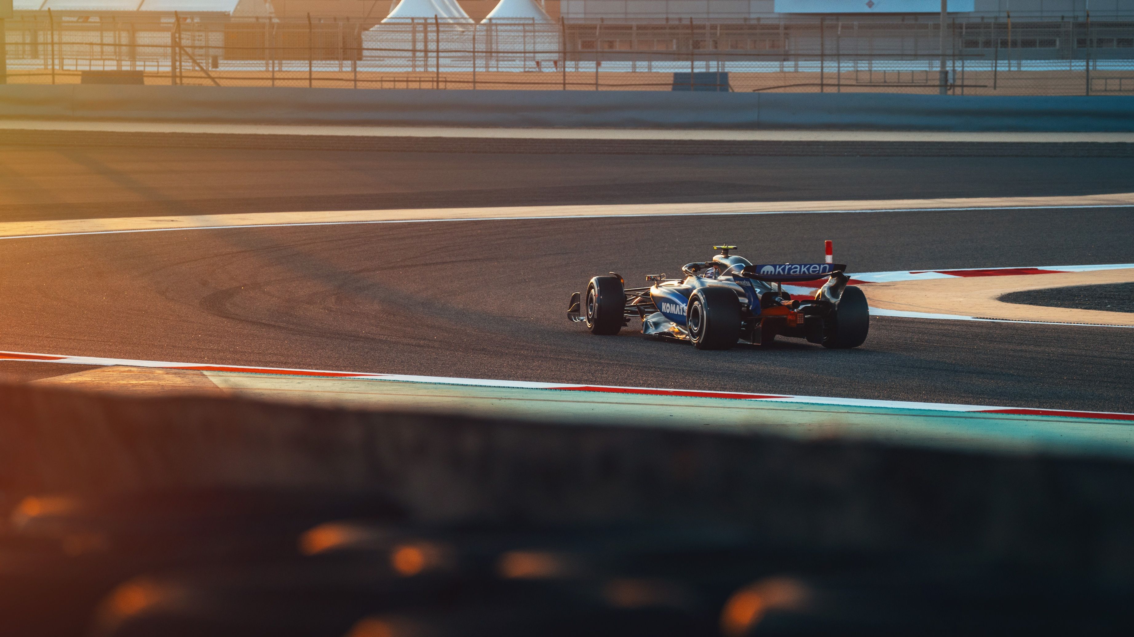 IN PHOTOS: Testing Begins | Atlassian Williams Racing