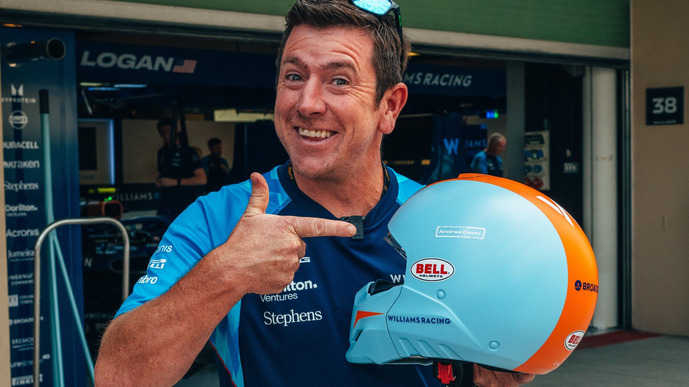 WATCH: Pit Crew thank the fans they're carrying in Abu Dhabi ...