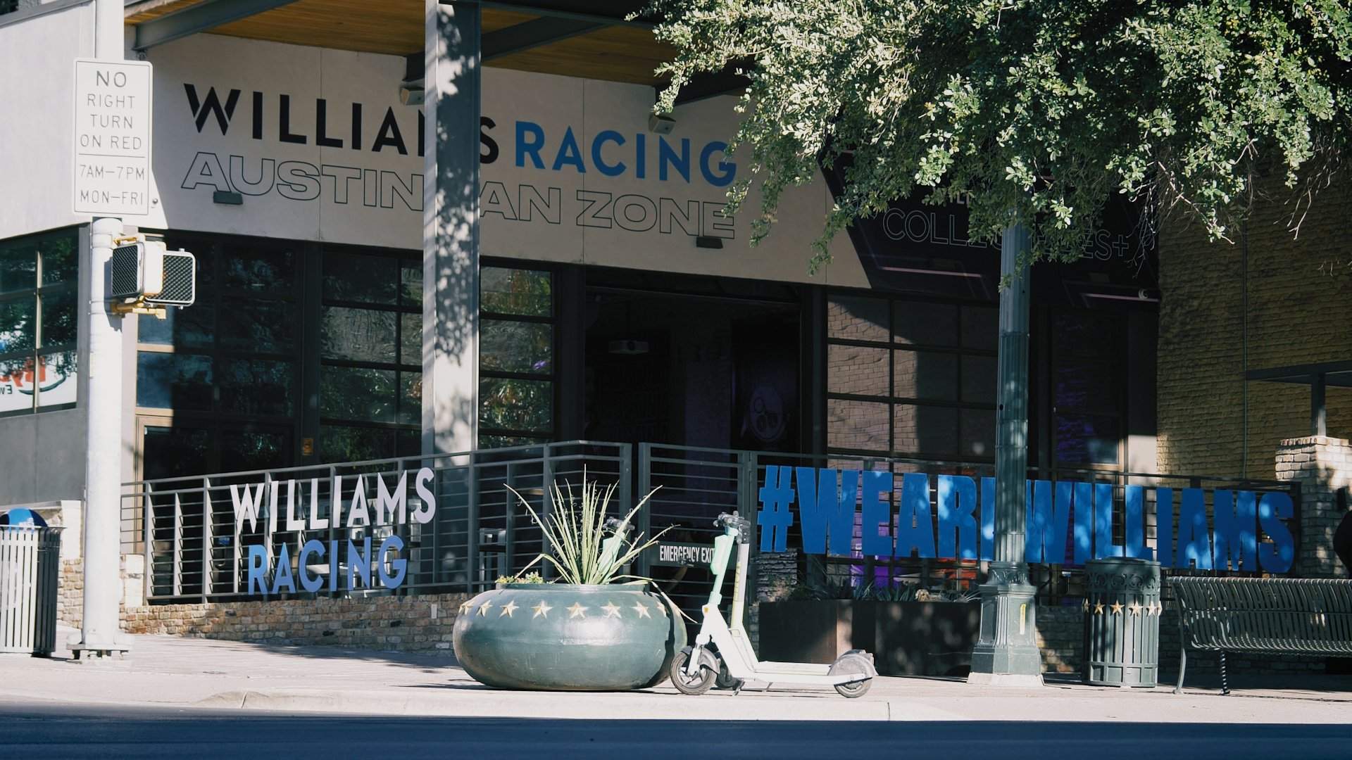 WATCH: The doors to our Austin Fan Zone open | Atlassian Williams Racing