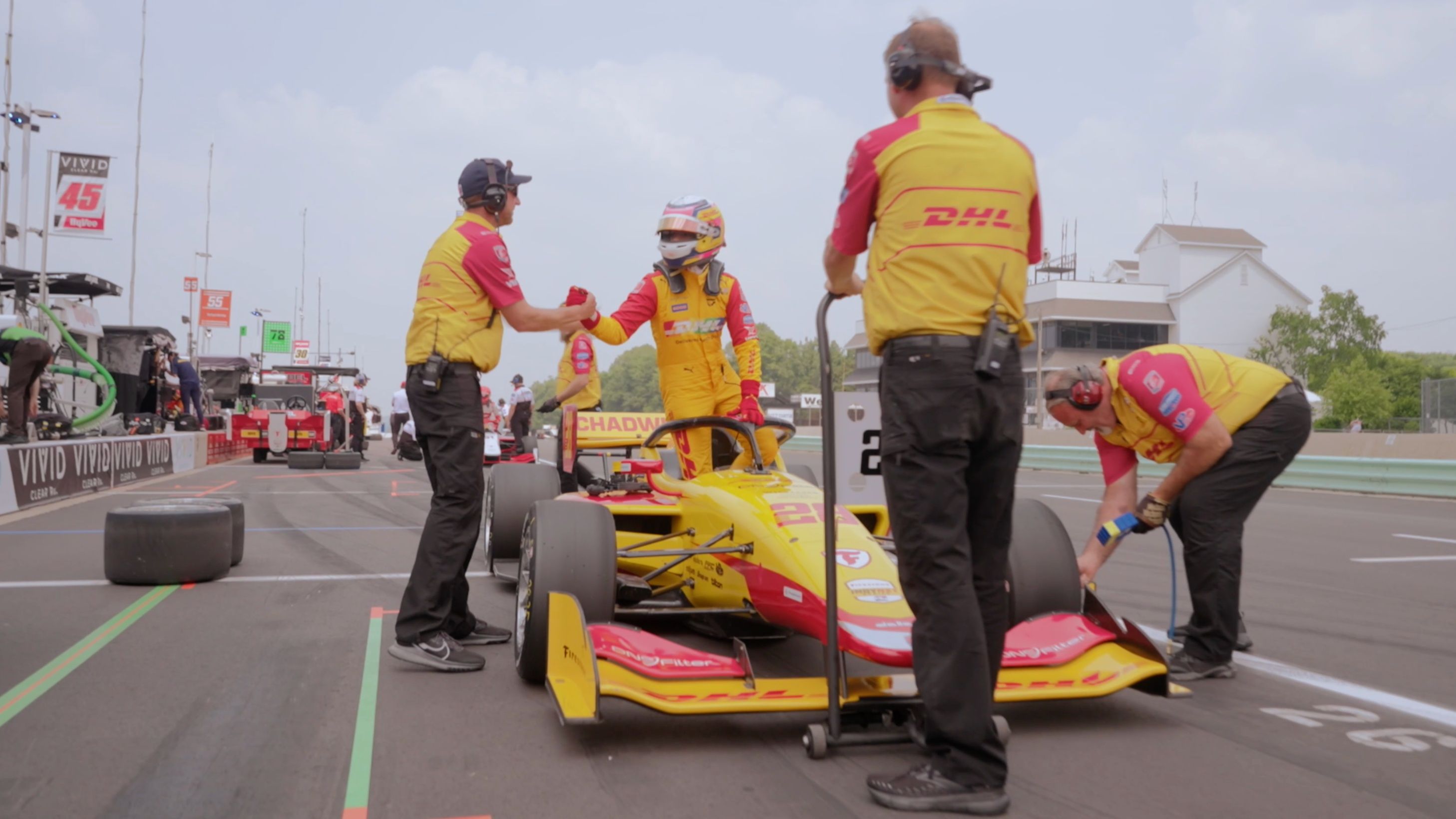 WATCH: Jamie Chadwick takes on Road America | Williams Racing